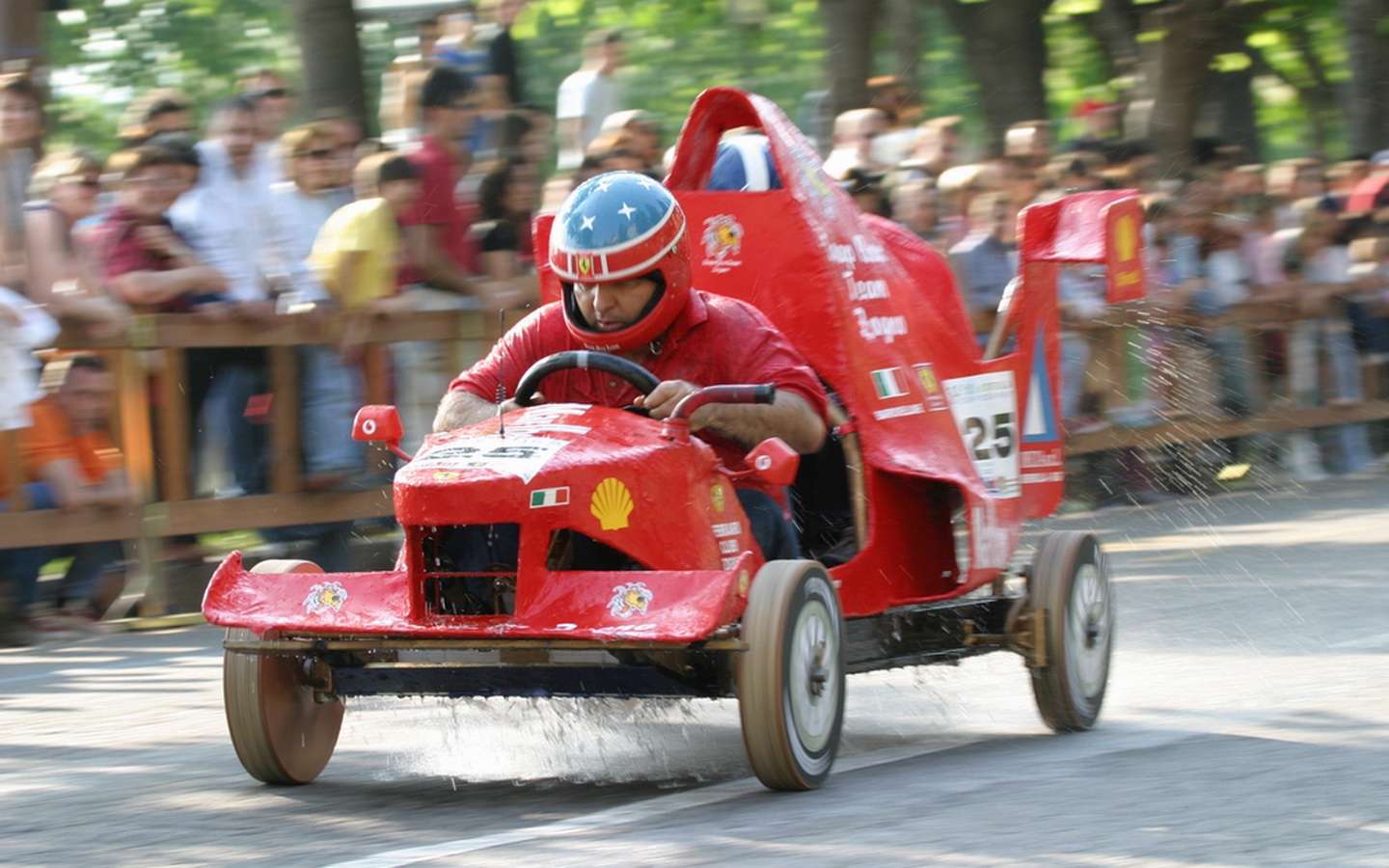 Soap Box Rally in Bergamo: Wooden Cars, Speed & Spectacle