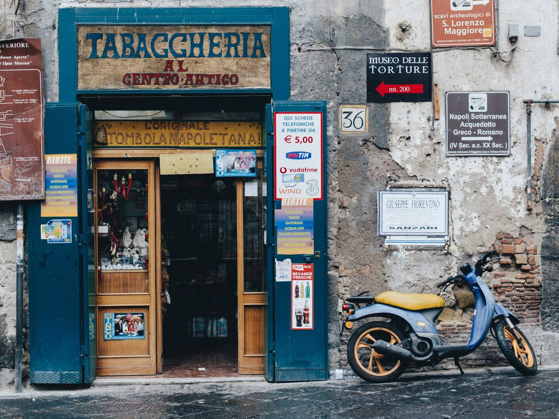 Tobacco Shops in Italy: Why They’re Everywhere